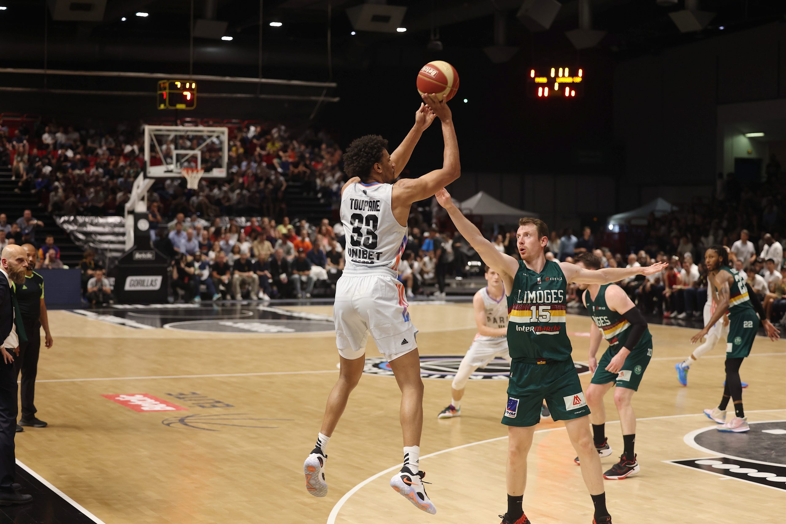 Paris vs Limoges : Accor Arena, nous revoilà ! - Paris Basketball