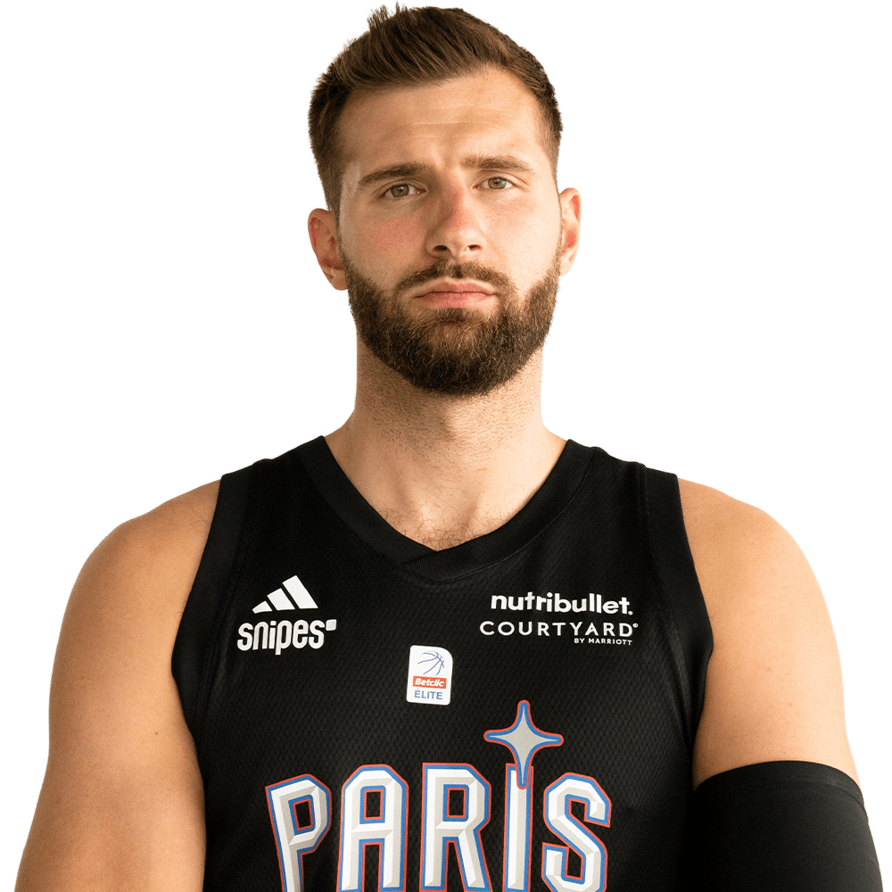 Nadir Hifi, joueur du ParisBasketball