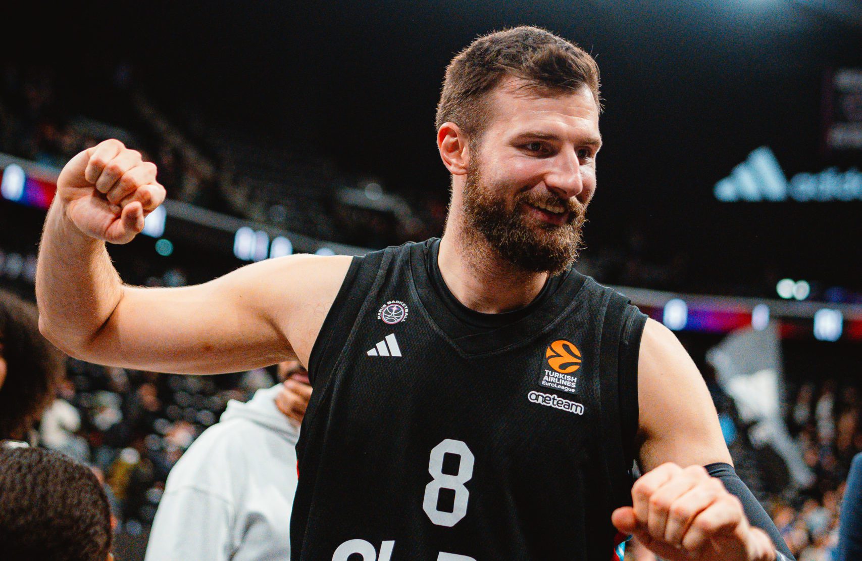 Leon Kratzer, c’est le 100 ! - ParisBasketball